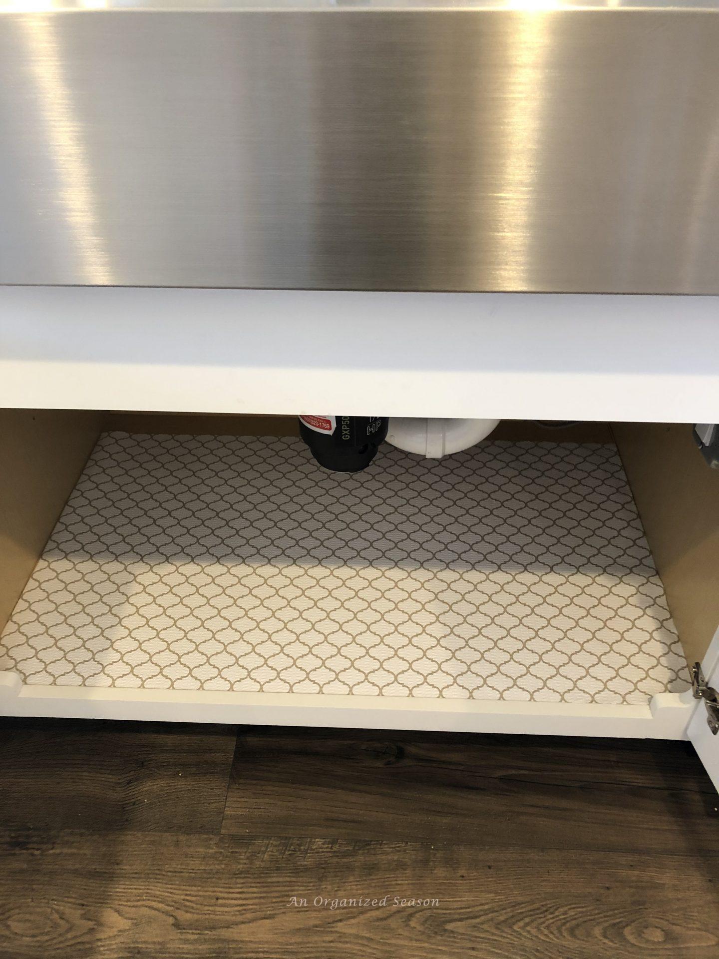 How to Organize Your Kitchen Using Zones - An Organized Season