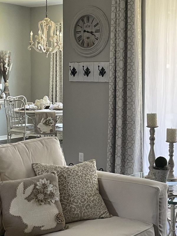 Simple Ideas to Decorate Your Home for Spring - An Organized Season
