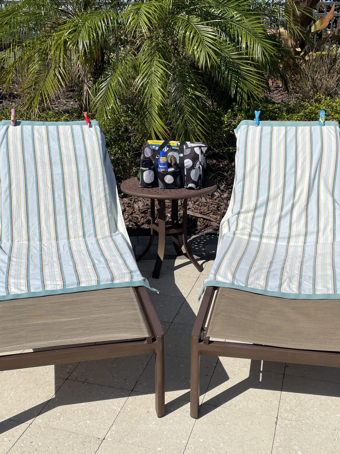 Practical Tips to Organize a Pool Bag - An Organized Season