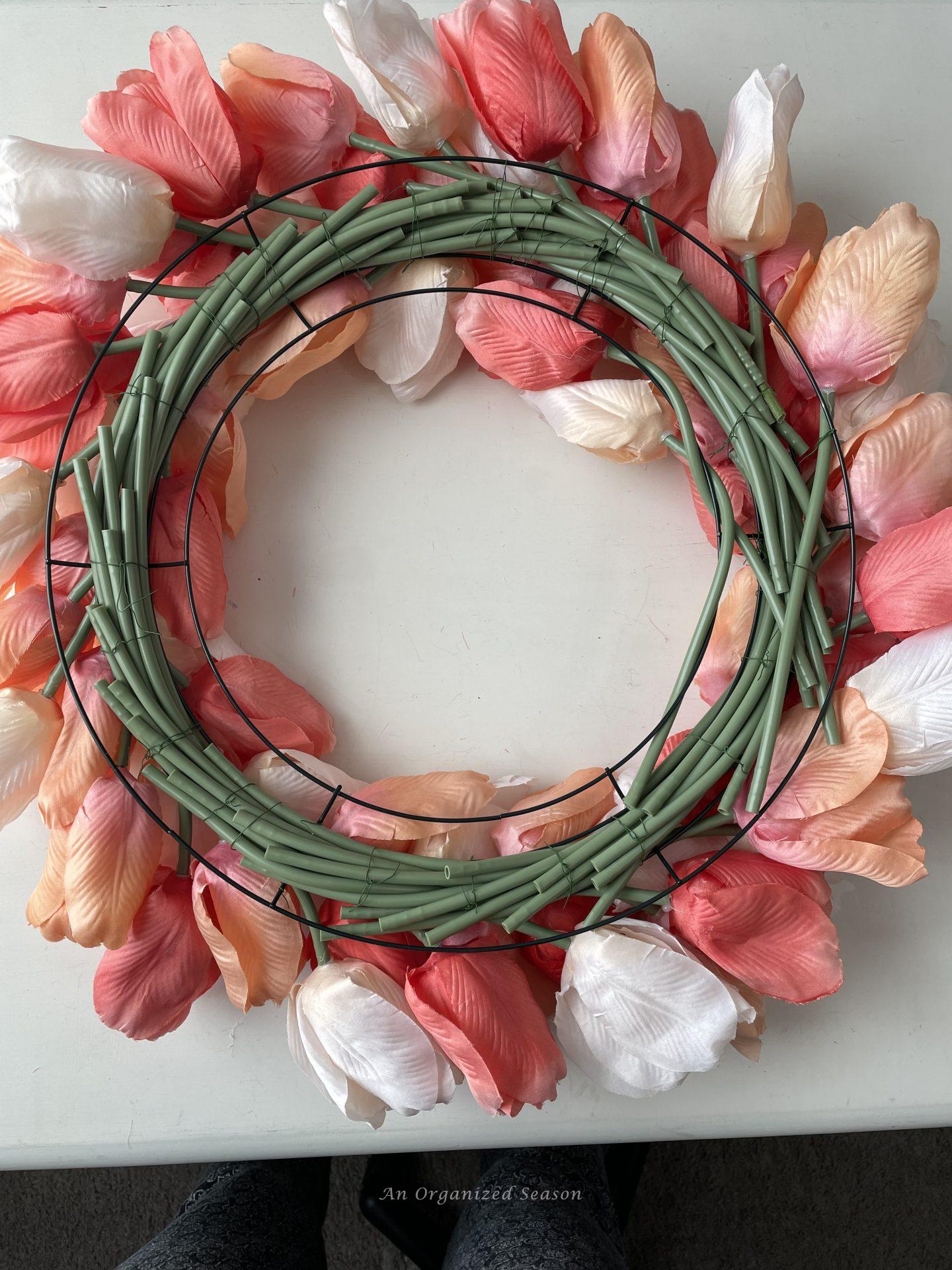Let's Make a Simple Tulip Wreath for Spring - An Organized Season