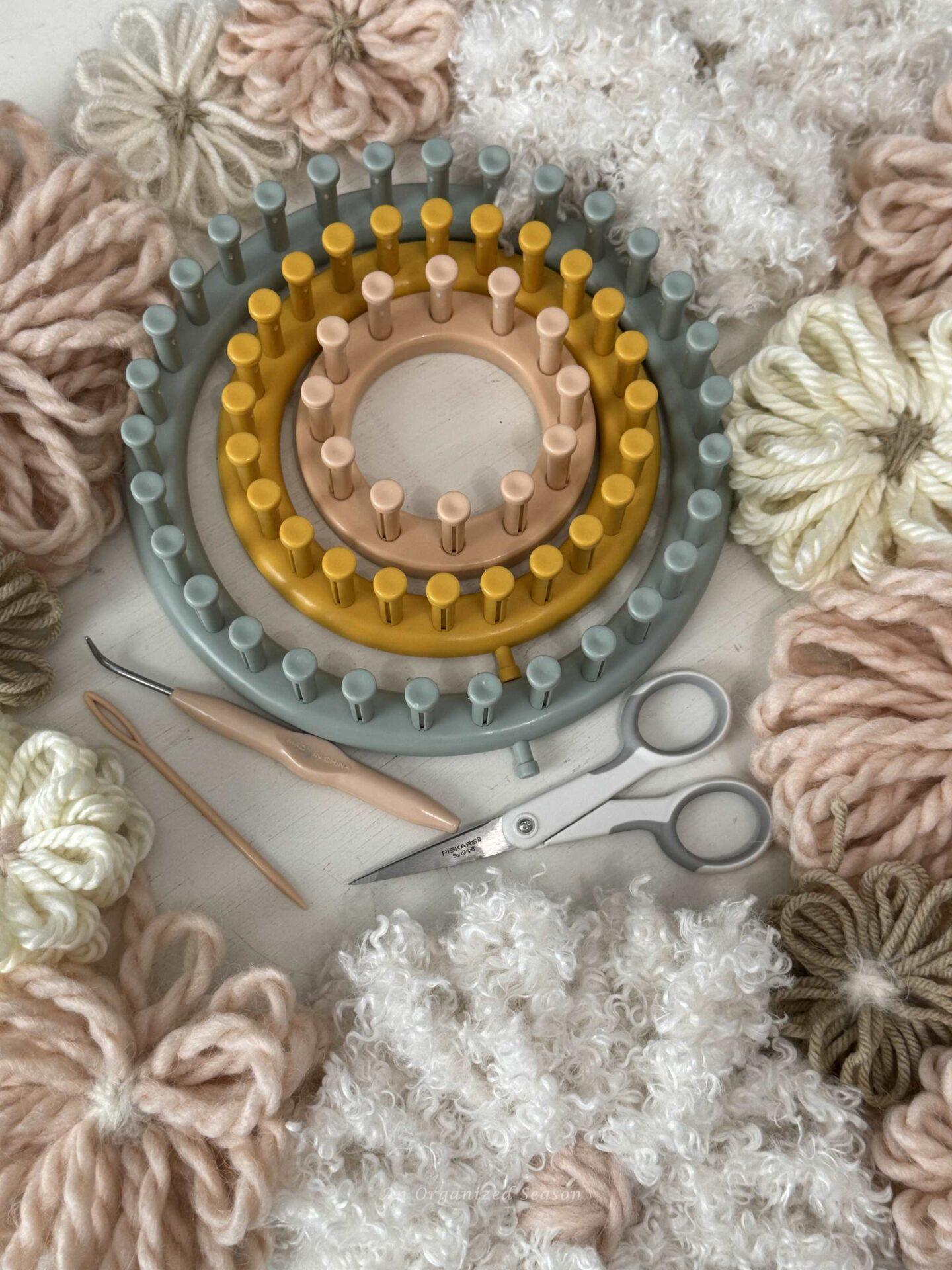 Create Beautiful Yarn Flowers to Decorate With - An Organized Season