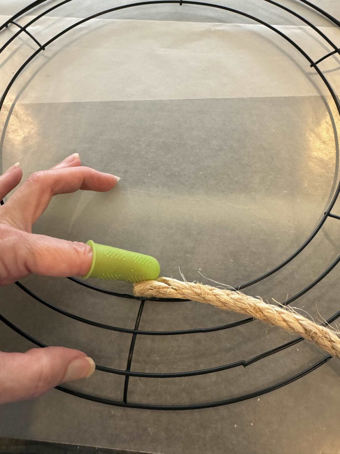 Simple DIY Rope Wreath With a Nautical Vibe - An Organized Season