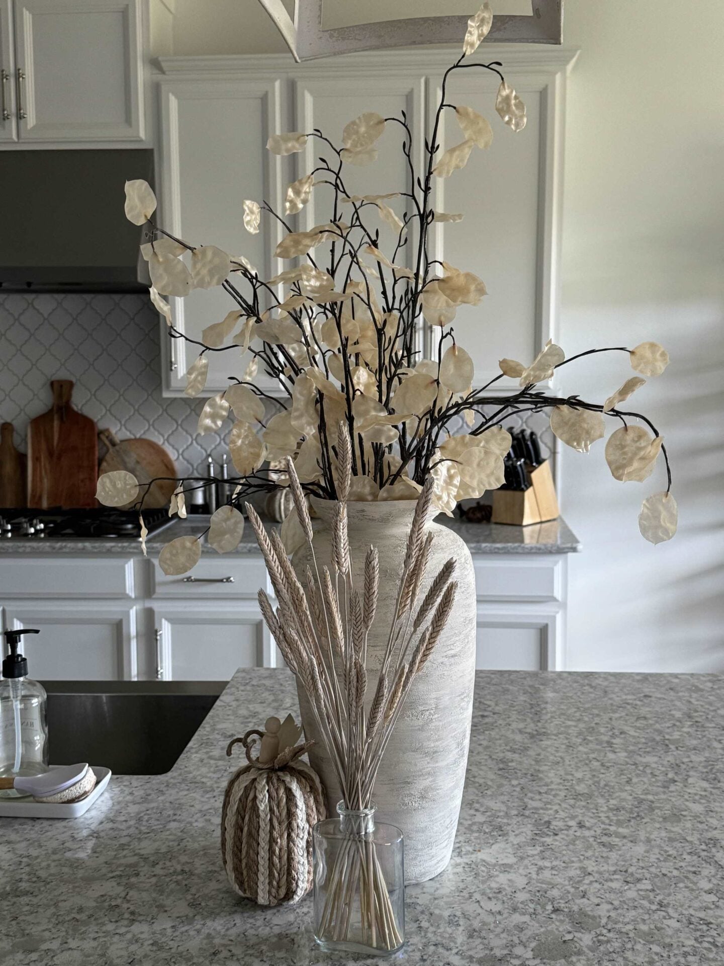 Easy Way to Upcycle An Outdated Thrift Store Vase - An Organized Season