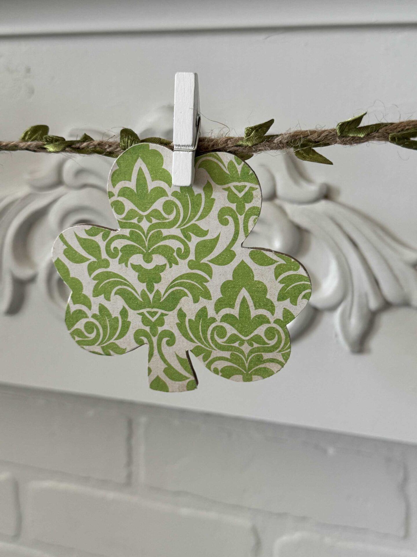 Quick and Easy Dollar Tree Shamrock Garland DIY - An Organized Season
