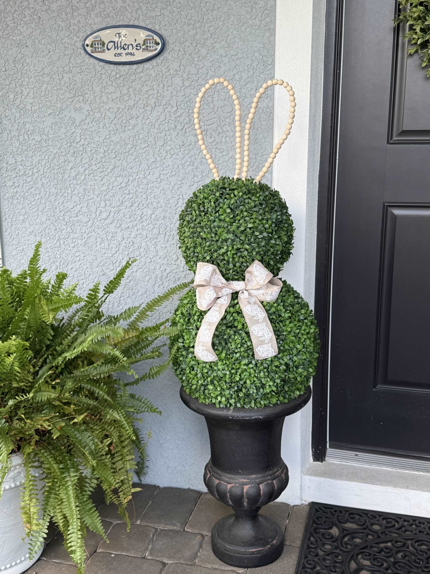 How to Craft a Charming Simple Bunny Topiary - An Organized Season