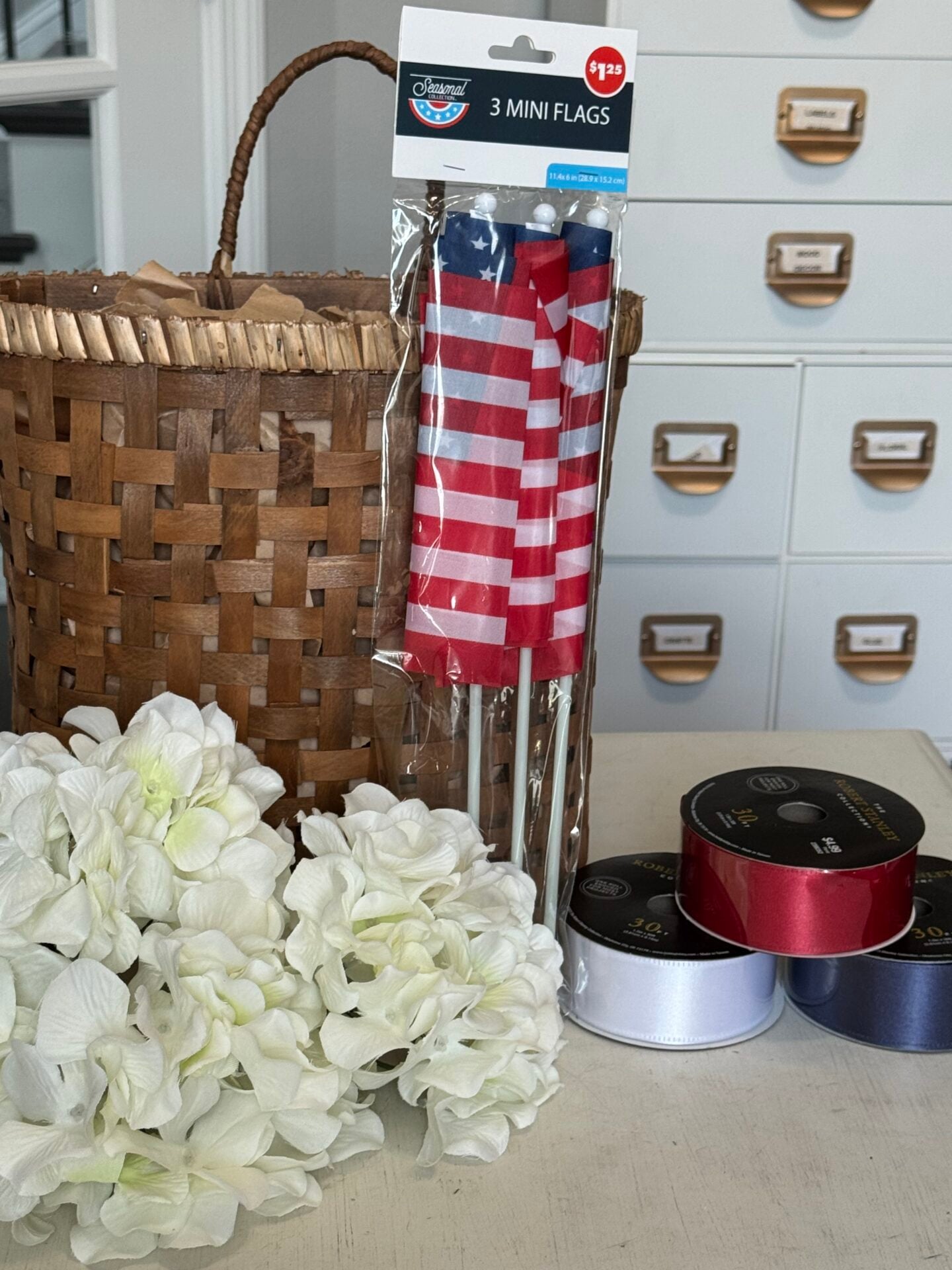 Patriotic Decor: Easy 4th Of July Dollar Tree Flag Wreath - An ...